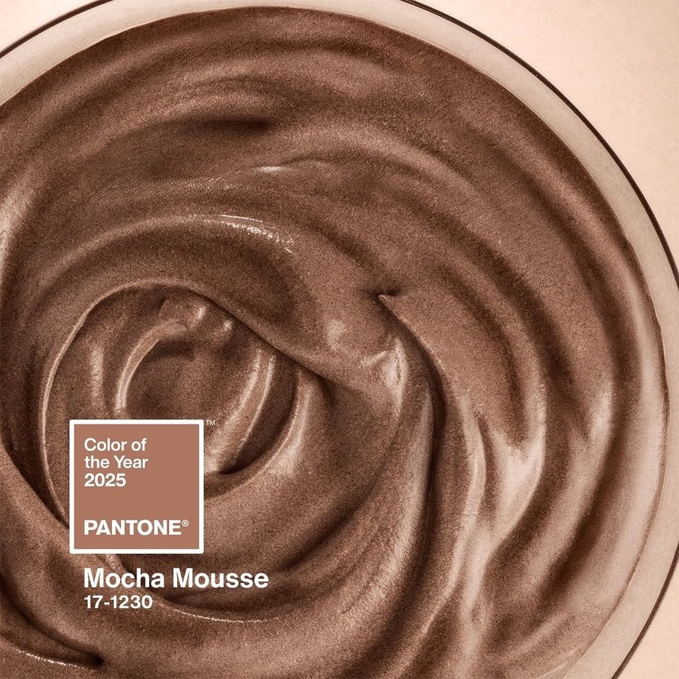 Cor do Ano de 2025 da Pantone é o marrom Mocha Mousse