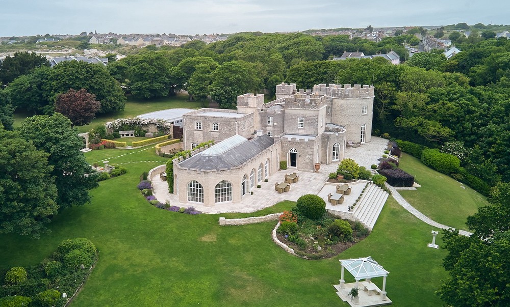 Castelo usado por Winston Churchill está disponível para locação; veja ...