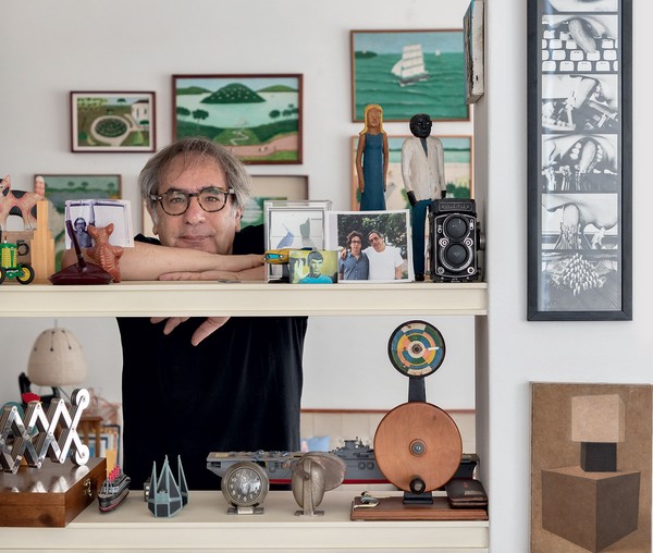 O apartamento dos anos 1960 de Artur Lescher