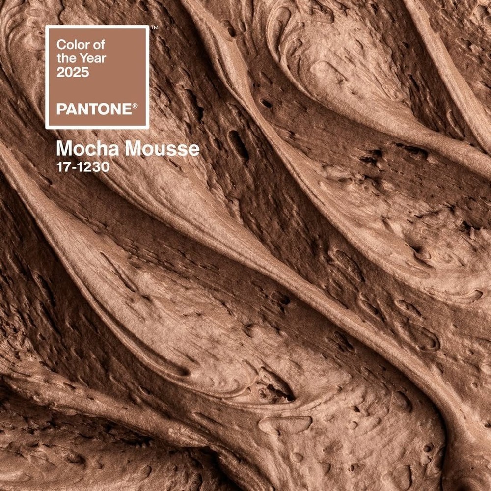 Cor do Ano de 2025 da Pantone é o marrom Mocha Mousse