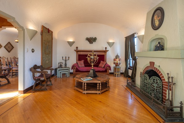 Corretora viraliza ao mostrar mordomias antigas em casa modelo de 1928 ...